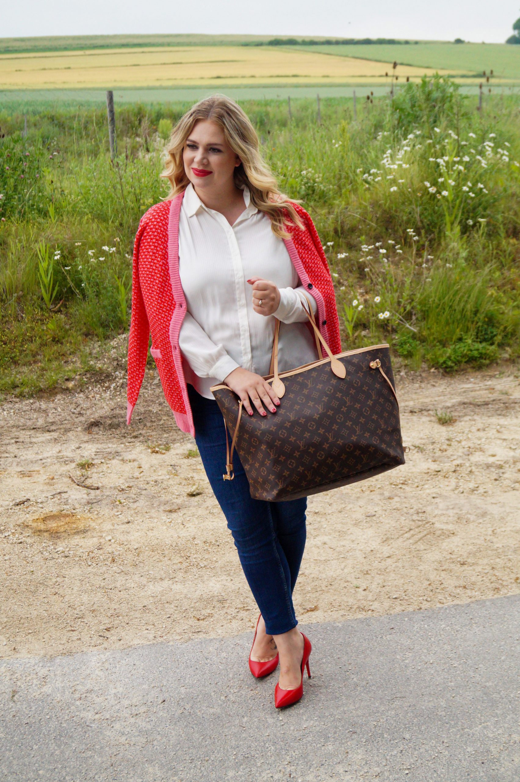 Red and Pink - the coolest Color Combo lately... - Madame Schischi