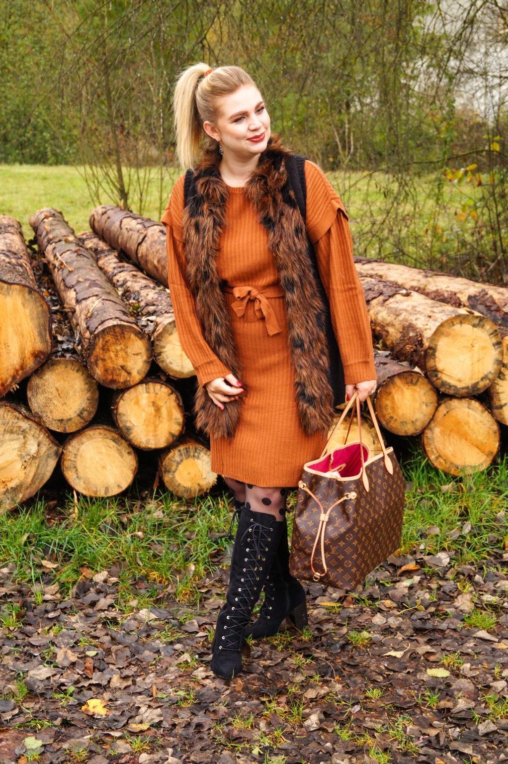 Cognac Knit Dress x Fur Vest.... - Madame Schischi