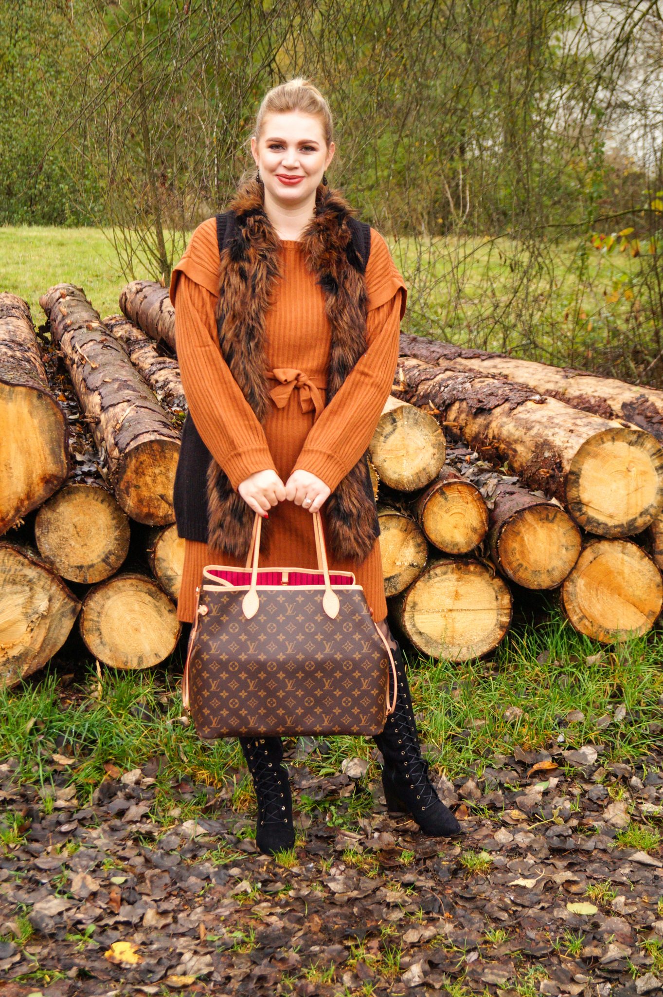 Cognac Knit Dress x Fur Vest.... - Madame Schischi